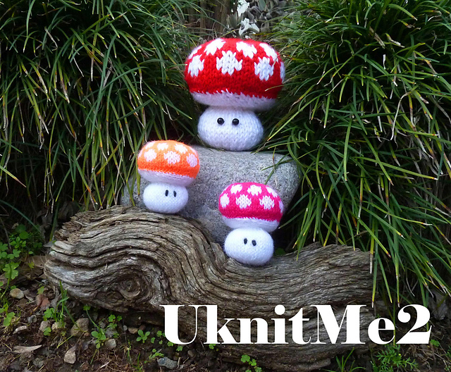 Ravelry: Toadstool Toy Amigurumi Mushroom pincushion pattern by U Knit Me 2