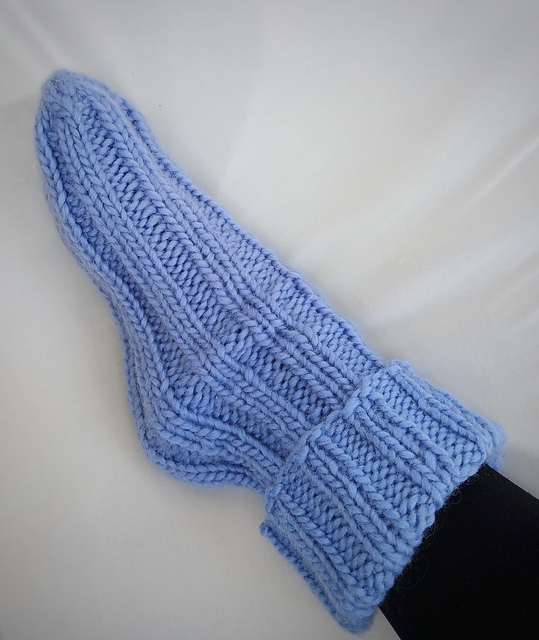 Ravelry: Chunky Tip Toe Socks pattern by YourKnittingroom