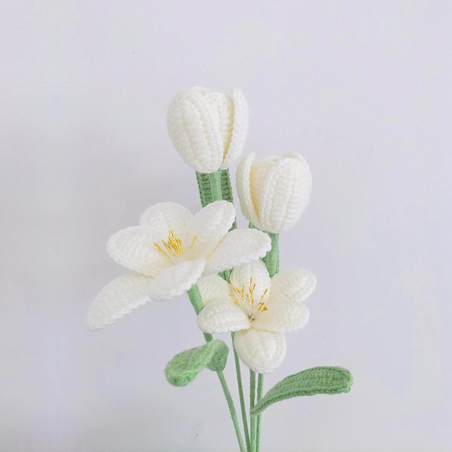 Ravelry: Blooming Tulip Flower pattern by Yui Sun