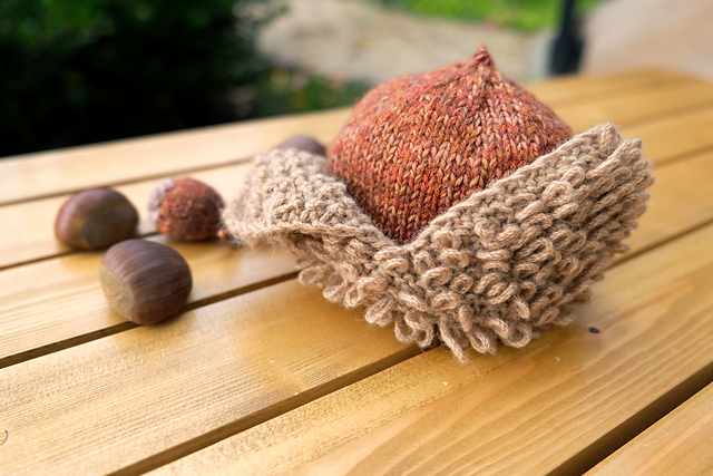 Ravelry: Chestnut pouch pattern by Yun Jeong