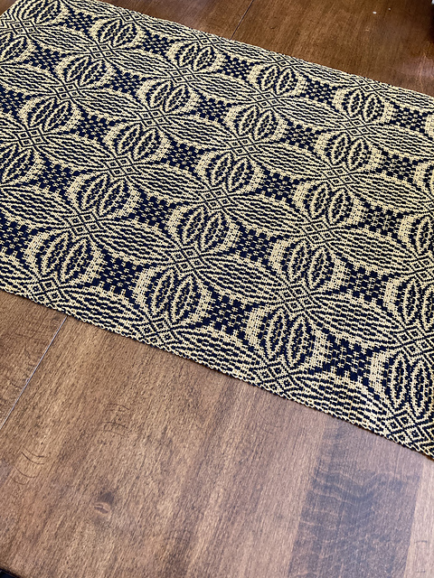 Ravelry: ZaldoGrace's LOVE #11: Mary Ann Ostrander Table Runner