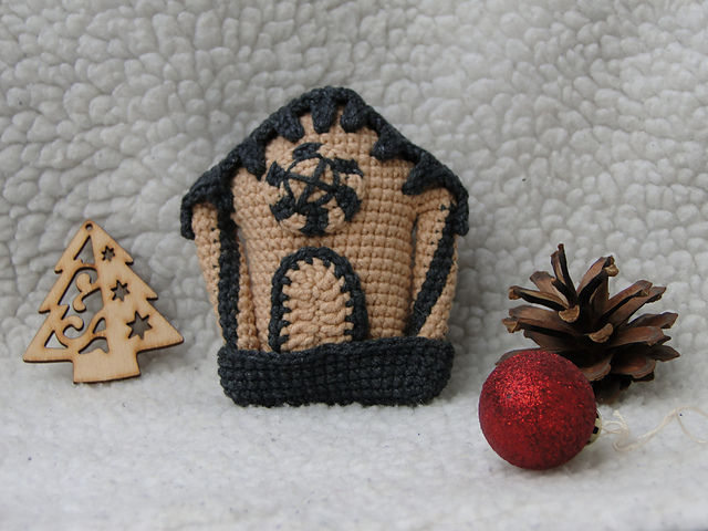 Ravelry: Gothic Gingerbread house pattern by Zsofia Bodi