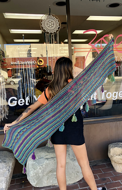 Ravelry: ZOE’S STITCH SAMPLER SHAWL pattern by Sule Kaya