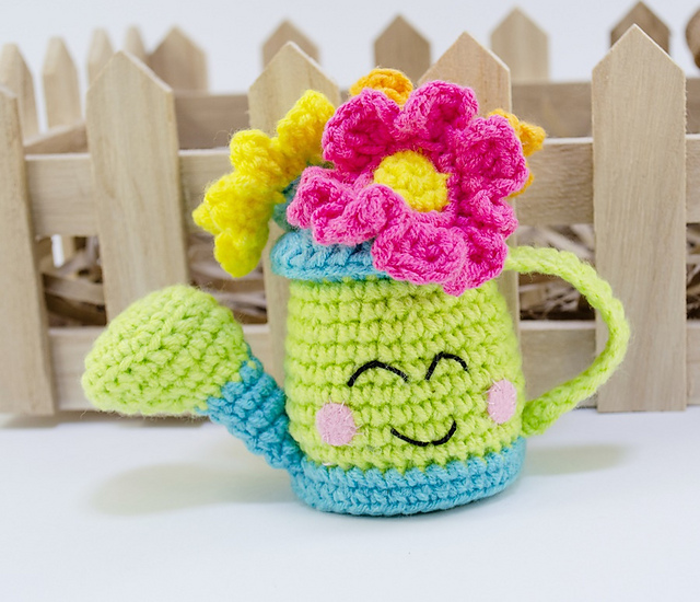 Ravelry: Amigurumi Mini Watering Can pattern by Zoya Dimitrova