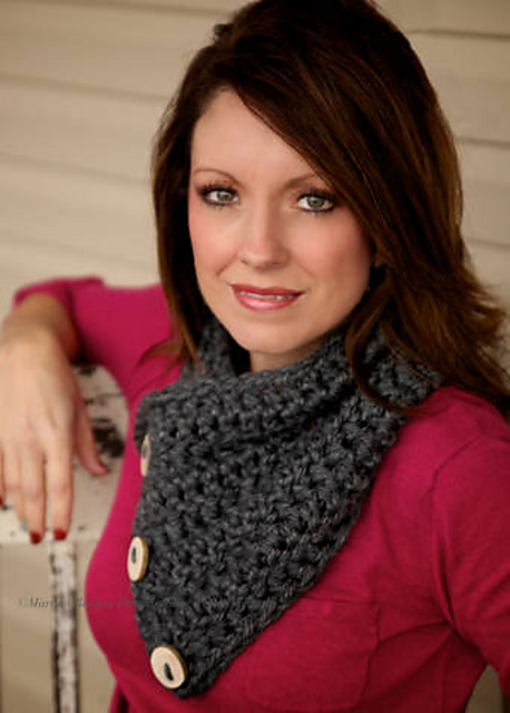 Ravelry: CoZy CoWl pattern by Amanda Barile