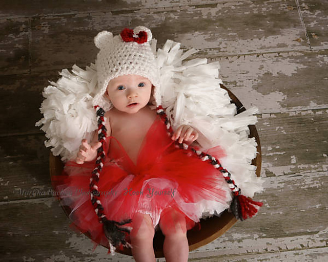 Ravelry: Charming Christmas Bear pattern by Amanda Barile