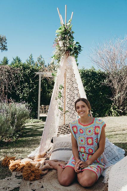 Ravelry: Granny Square Tunic pattern by Abbeymade