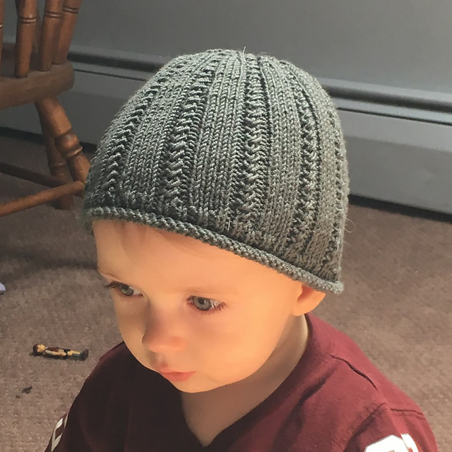 Ravelry: Baby Cammello Merino Hat pattern by Marina Shumway