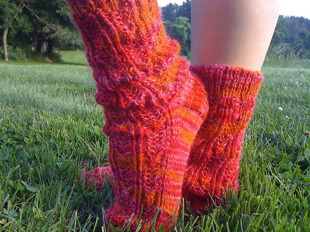 Ravelry: Haiku pattern by Judy Sumner