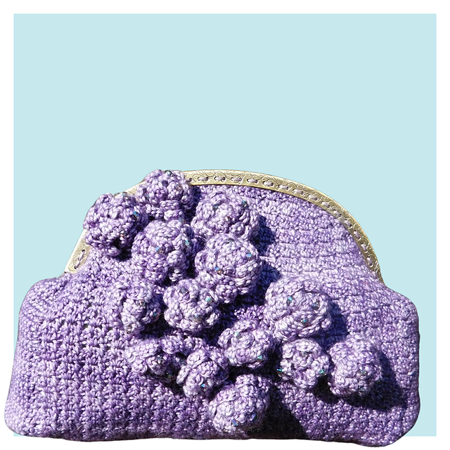 Ravelry: Origami Clutch pattern by ACCROchet