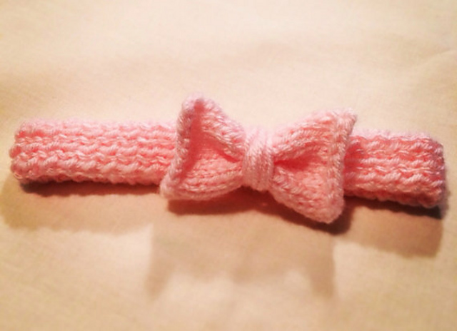 Ravelry: Knit Bow Headband pattern by Allison Chustz