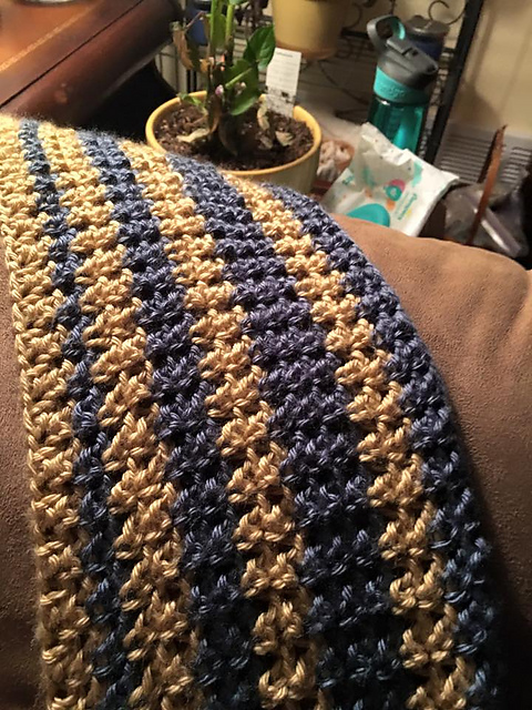 Ravelry: Stretchy Scarf pattern by Amanda Steingiesser