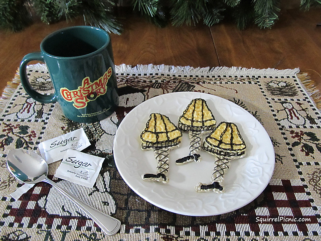 Ravelry: A Christmas Story Leg Lamp pattern by Jennifer Olivarez