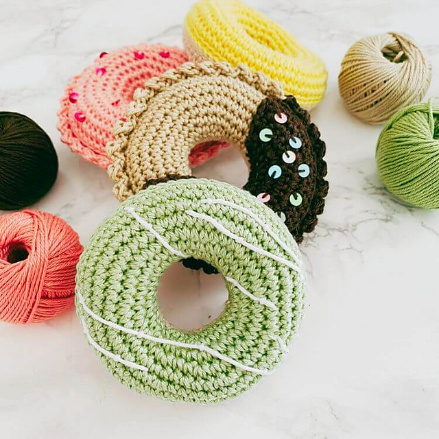 Ravelry: Donuts pattern by Adinda Bolijn