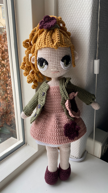 Ravelry: Mayra Dress Up Doll pattern by Adinda Bolijn
