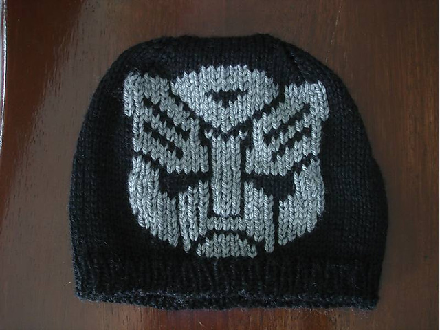 Ravelry: Transformer inspired Autobot Symbol chart pattern by Nancy Fry