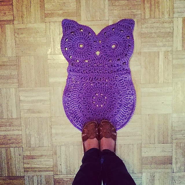 Ravelry: Owl Rug pattern by Amanda Maciel