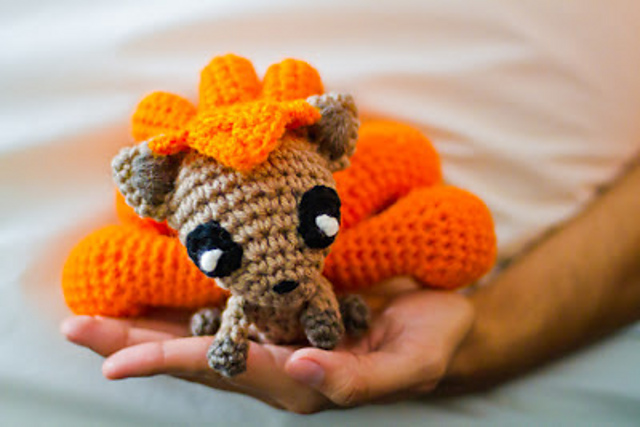 Ravelry: Baby Vulpix pattern by Amanda Maciel