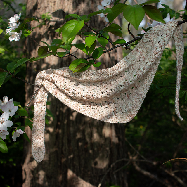 Ravelry: Sway Kerchief pattern by Adrienne Sullivan