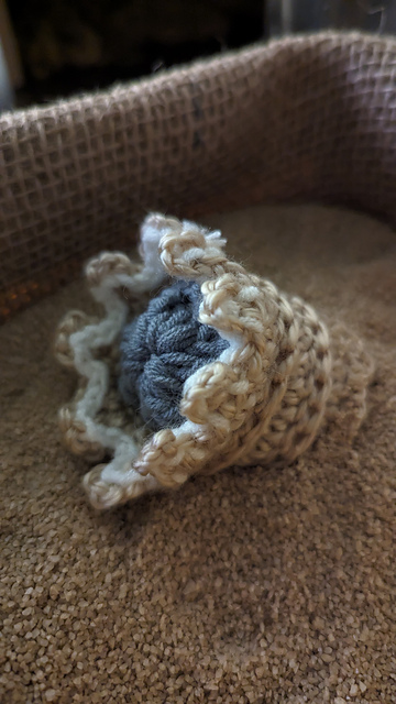 Ravelry: Chibi Sandworm pattern by A Freud Knot