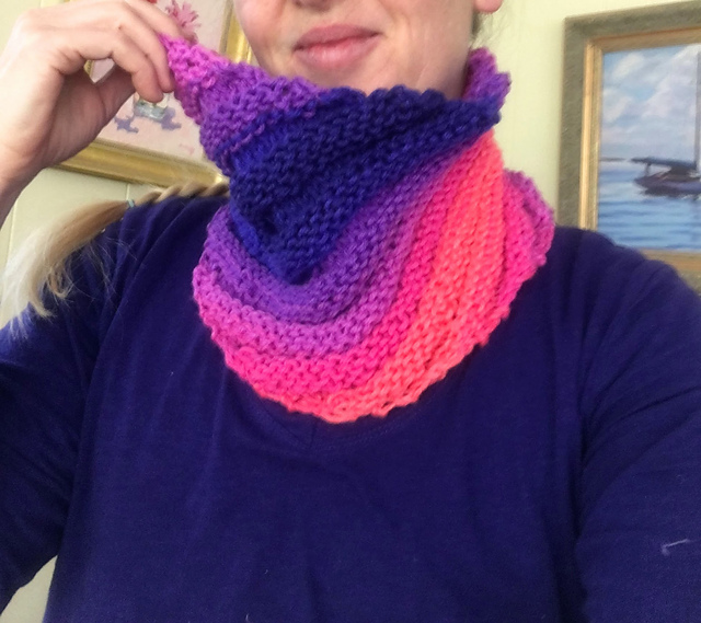 Ravelry: Sunset Spiral Cowl pattern by Kris Stone
