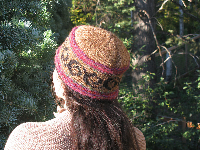 Ravelry: Curly Yurt Hat pattern by Anne Carroll Gilmour