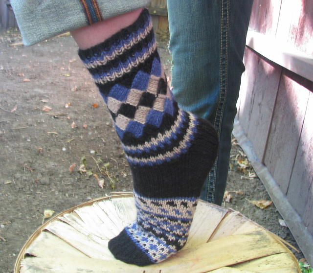 Ravelry: Coal Miner Entrelac Socks pattern by Anne Carroll Gilmour