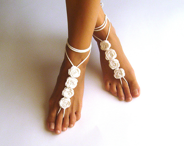 Ravelry: Rose Barefoot Sandals pattern by Aimarro Patterns