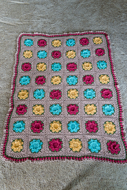Ravelry: Rebekah's Flower Afghan pattern by Aimee Cunningham