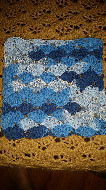 Ravelry: Shell Dishcloth pattern by Amy Hurd