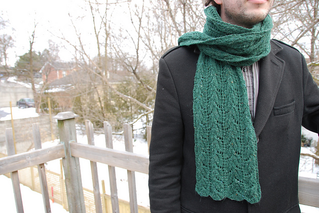 Ravelry: Ivy Vines Scarf pattern by Ainsley Francis