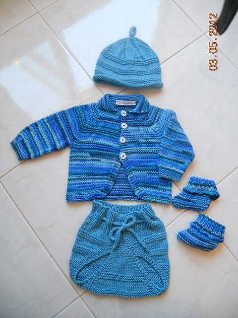 Ravelry: Shadows in Blue Baby Set pattern by Barbara Ajroldi