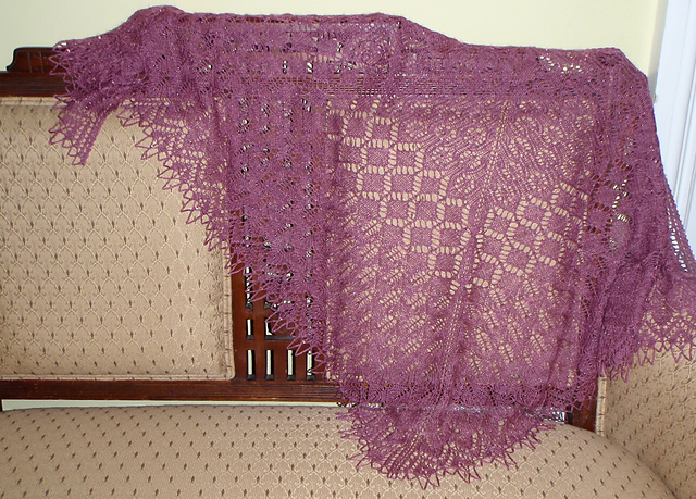 Ravelry: Sangria pattern by Andrea Jurgrau