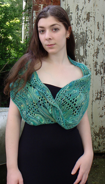 Ravelry: Kelpie Moebius Scarf pattern by Andrea Jurgrau