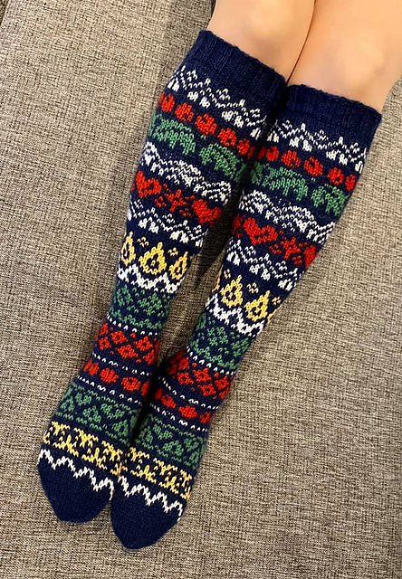 Ravelry: Joulumaa pattern by Merja Ojanperä