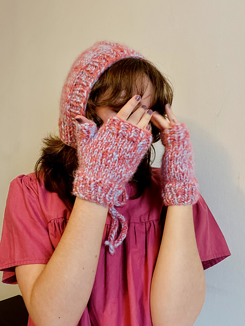Ravelry: flip him off fingerless gloves pattern by alexa kari