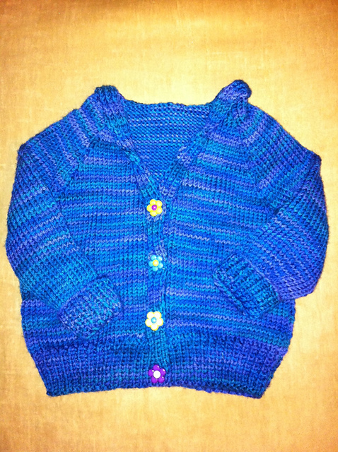 Ravelry: Raglan Baby Sweater pattern by Joanne Hinmon