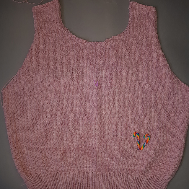 Ravelry: alibi12345's Pink Pearl pullover