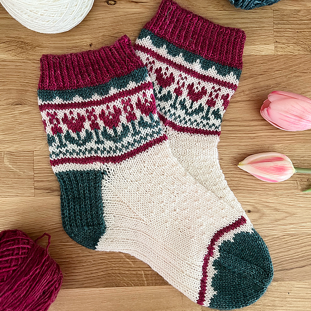 Ravelry: Keukenhof pattern by Alice Gerfault