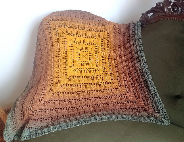 Ravelry: Koc Sunniva pattern by Alicja Czapla