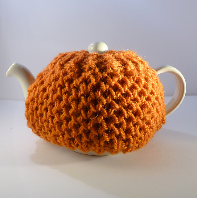Ravelry: Tiny Tea Cosy pattern by Alison Hedger