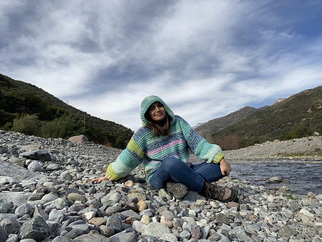 Ravelry: Poleron Colores pattern by Yanire Moya