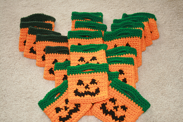 Ravelry: Jack-O-Lantern Halloween Bag Set pattern by Doni Speigle