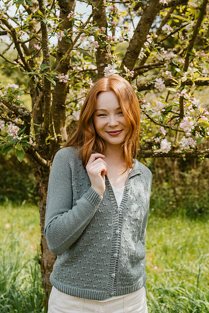 Ravelry: Designs by Along avec Anna