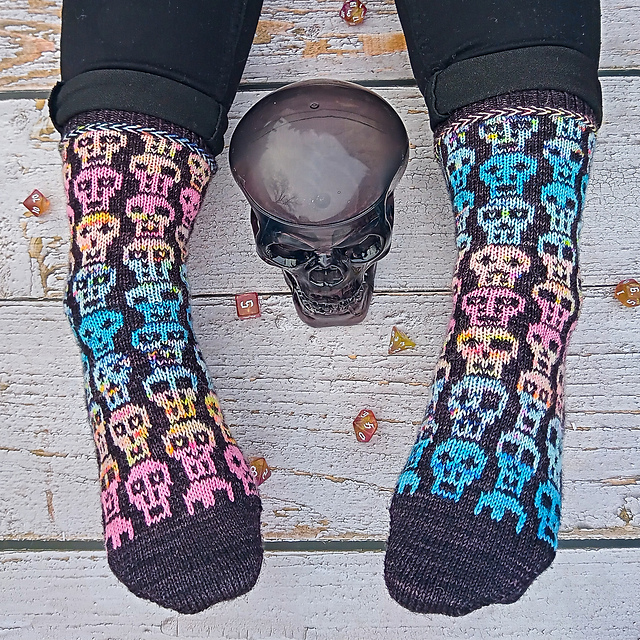 Ravelry: Roll for Skulls Socks pattern by Clair Wyvern