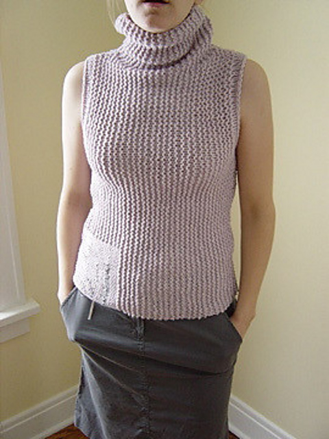 Ravelry: Button pattern by Leah Sutton