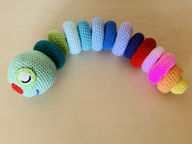 Ravelry: Glow Worm pattern by Amy’s Crochet Cave