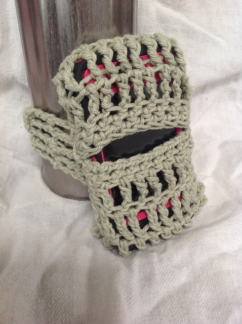 Ravelry: Cell Phone / iPod Exercise ArmBand pattern by Semi Sweet Charm