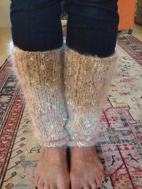 Ravelry: Fluffy Legwarmers pattern by Anet Ahern