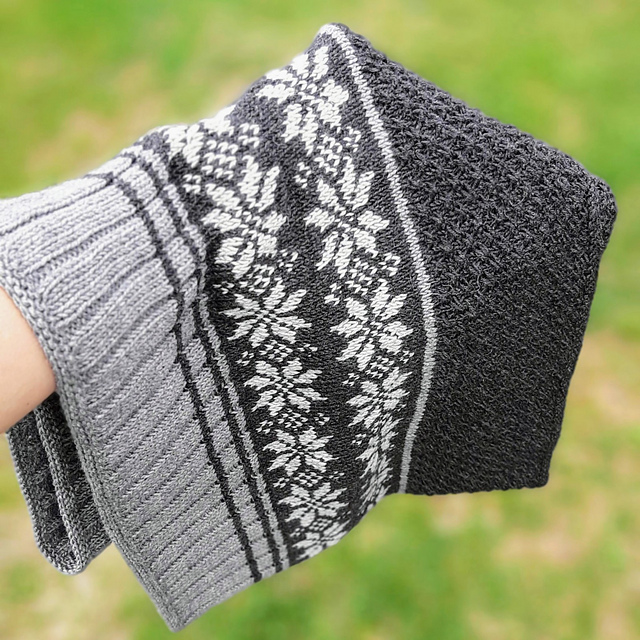 Ravelry: Loop Kuoko pattern by Alexandra Sakota